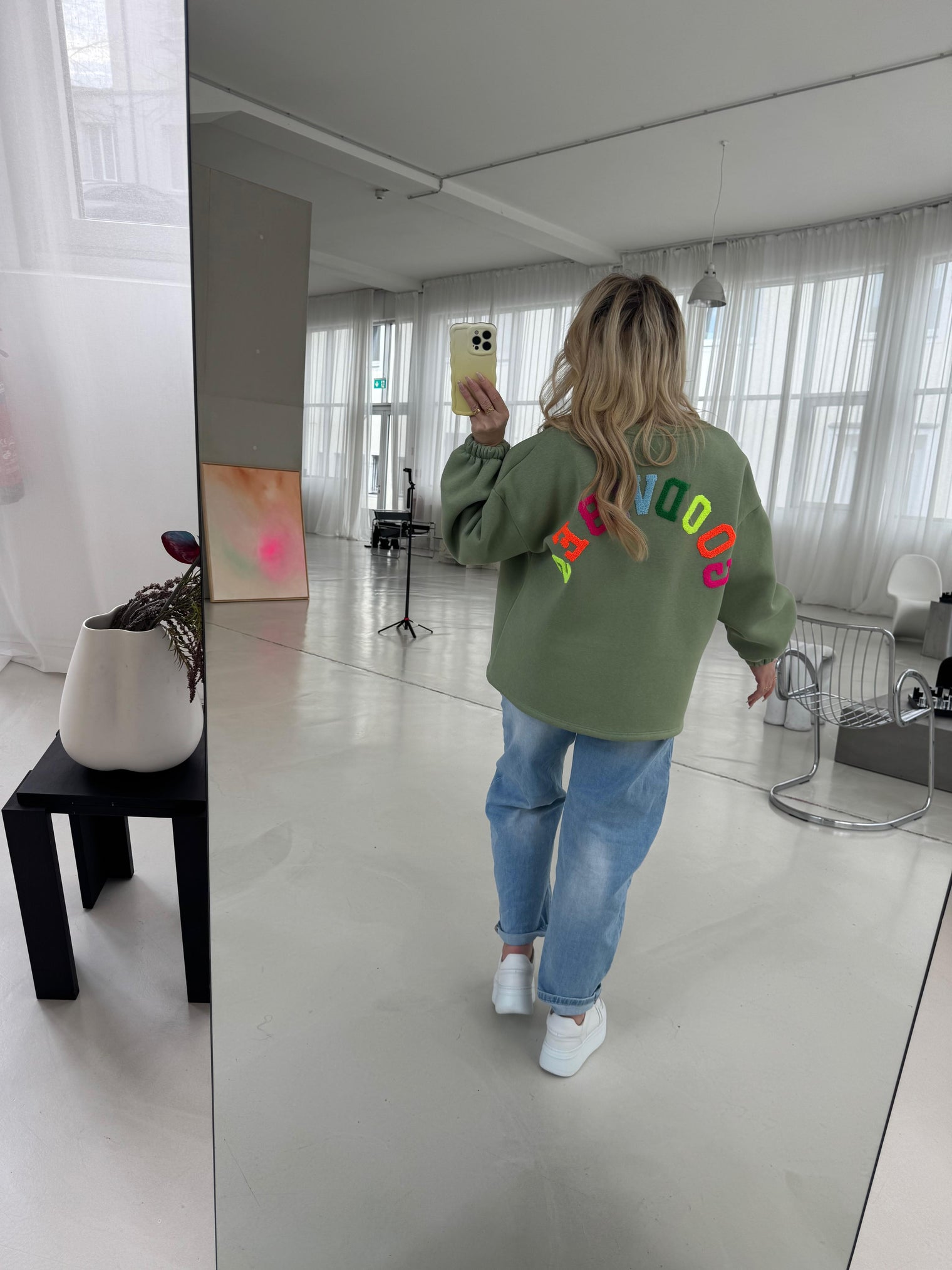 Sweater soft green GOODVIBES rainbow – Trag's mit Fassung